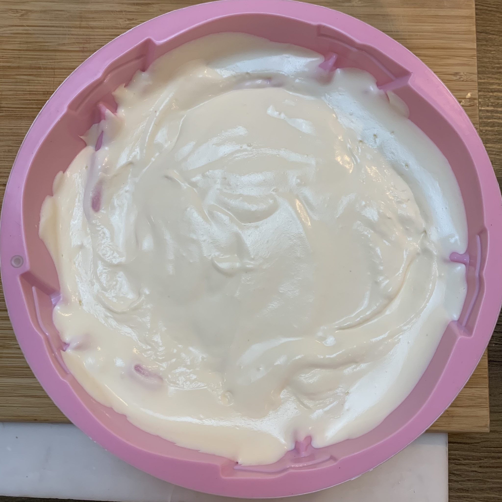 Entremet St Valentin - Pamplemousse Litchi et pointe de rose – Confiotes